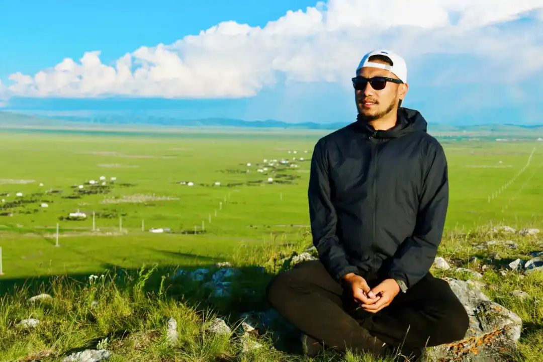 贡布泽仁：把论文写在草原上，把成果留在牧民家-西南财经大学新闻网